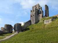 Corfe Castle Guide: History, Interesting Facts & Visiting Tips